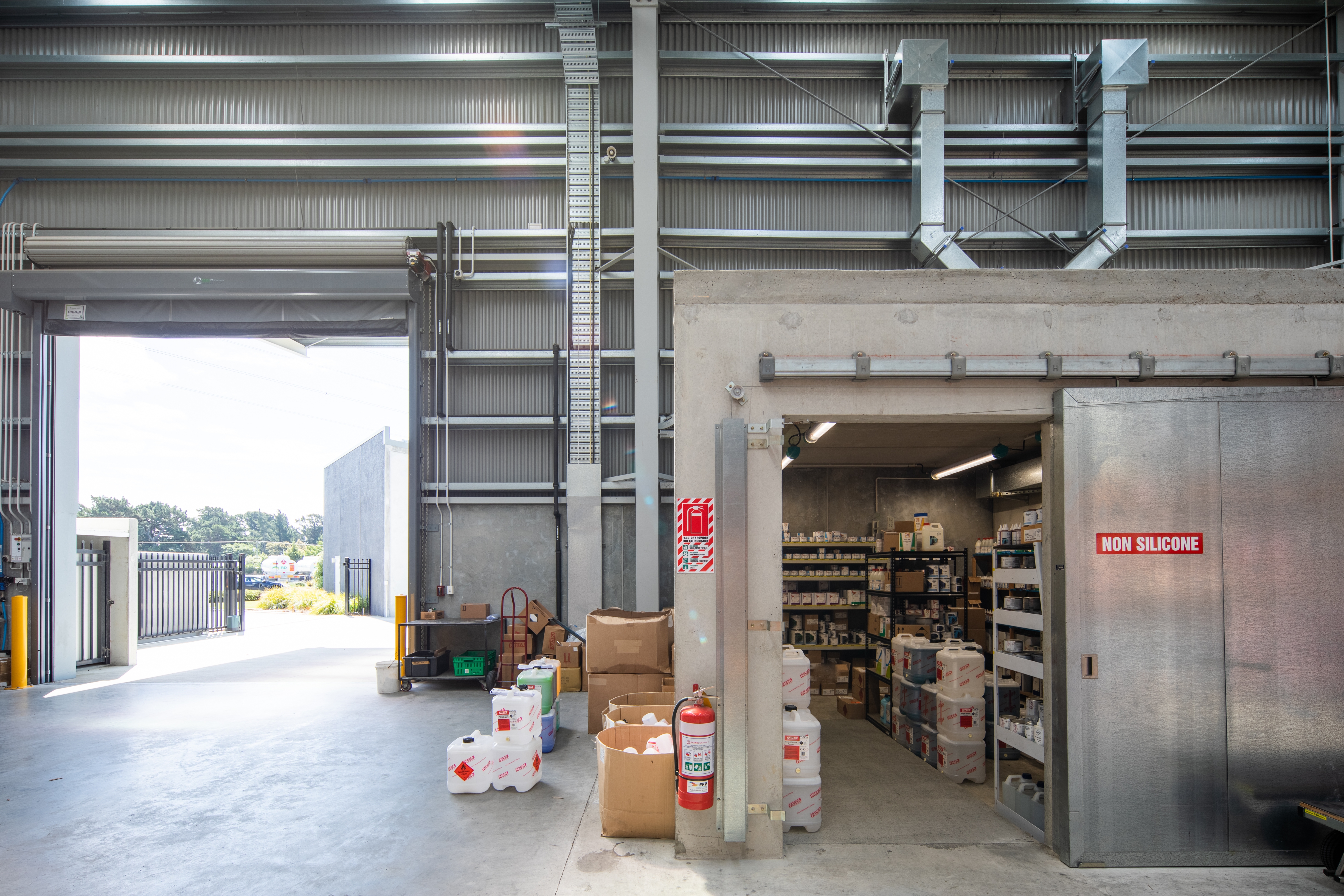 Commercial Construction - Dangerous Goods Warehouse - Corcon