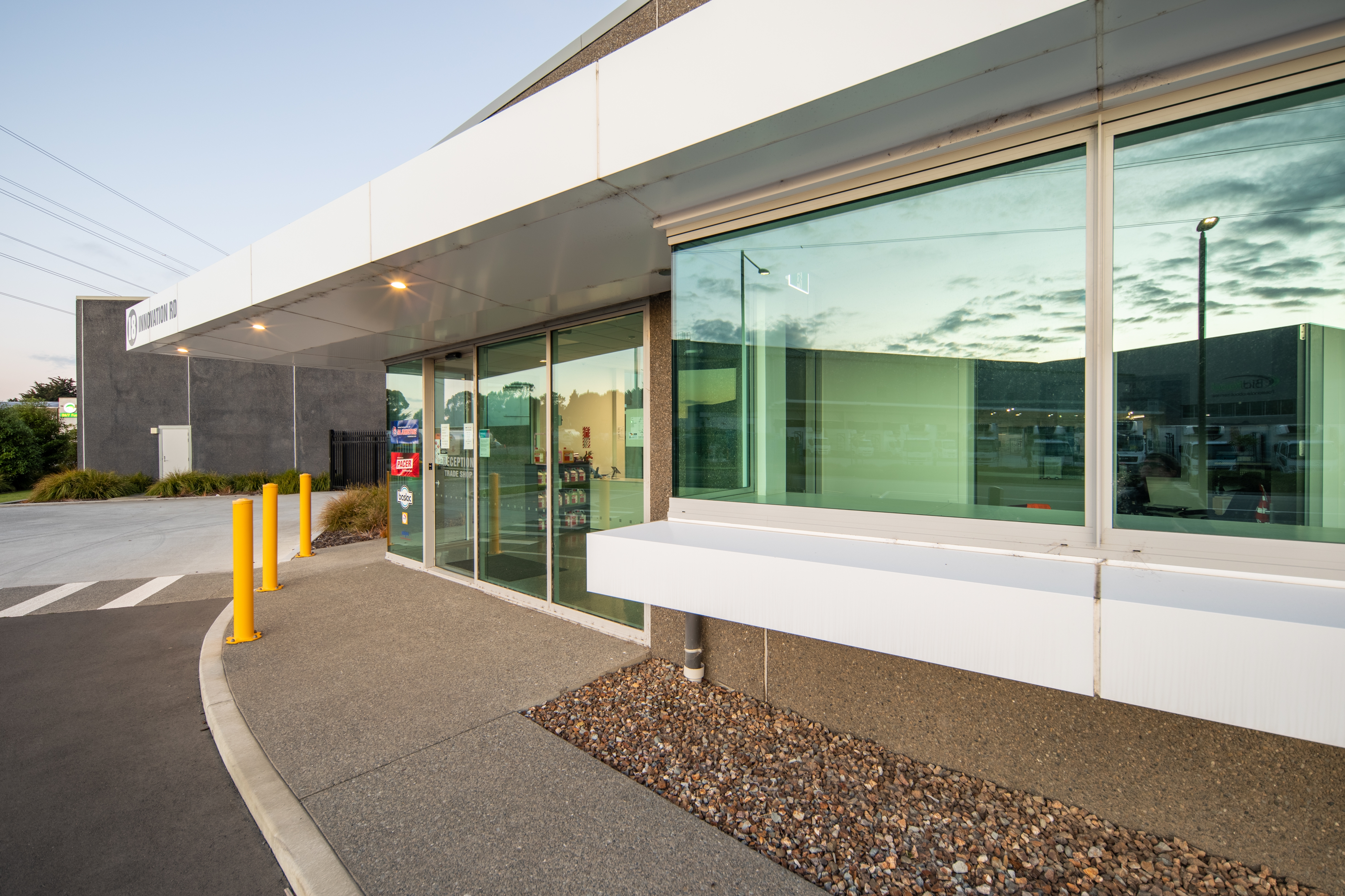 Commercial Construction - Dangerous Goods Warehouse - Corcon